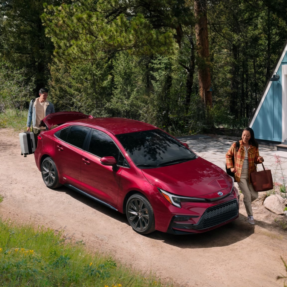 2025 Corolla Hybrid | Freeway Toyota of Gilroy